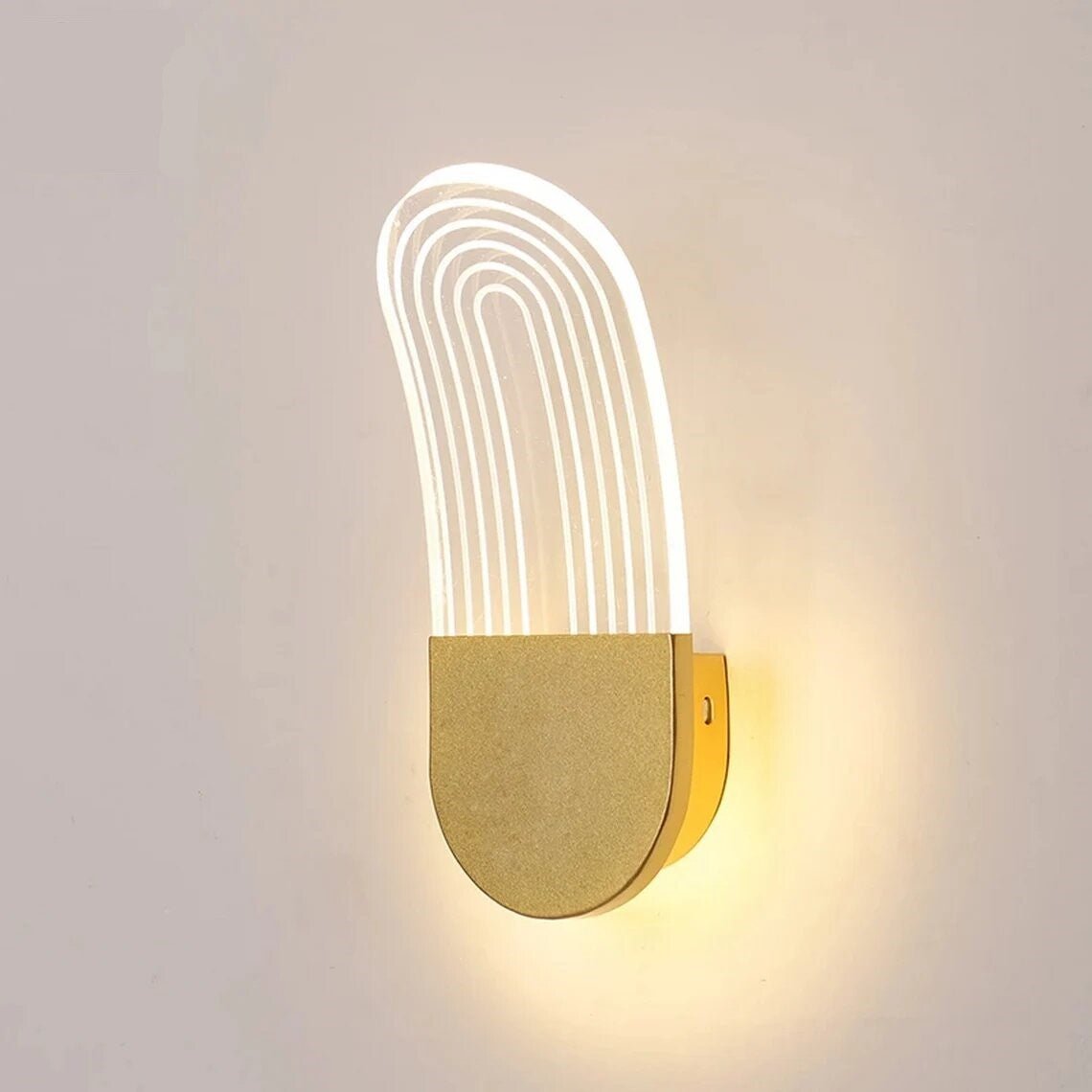 PLÁTANO Acrylic LED Banana Wall Light W5051 | ULURU Lighting